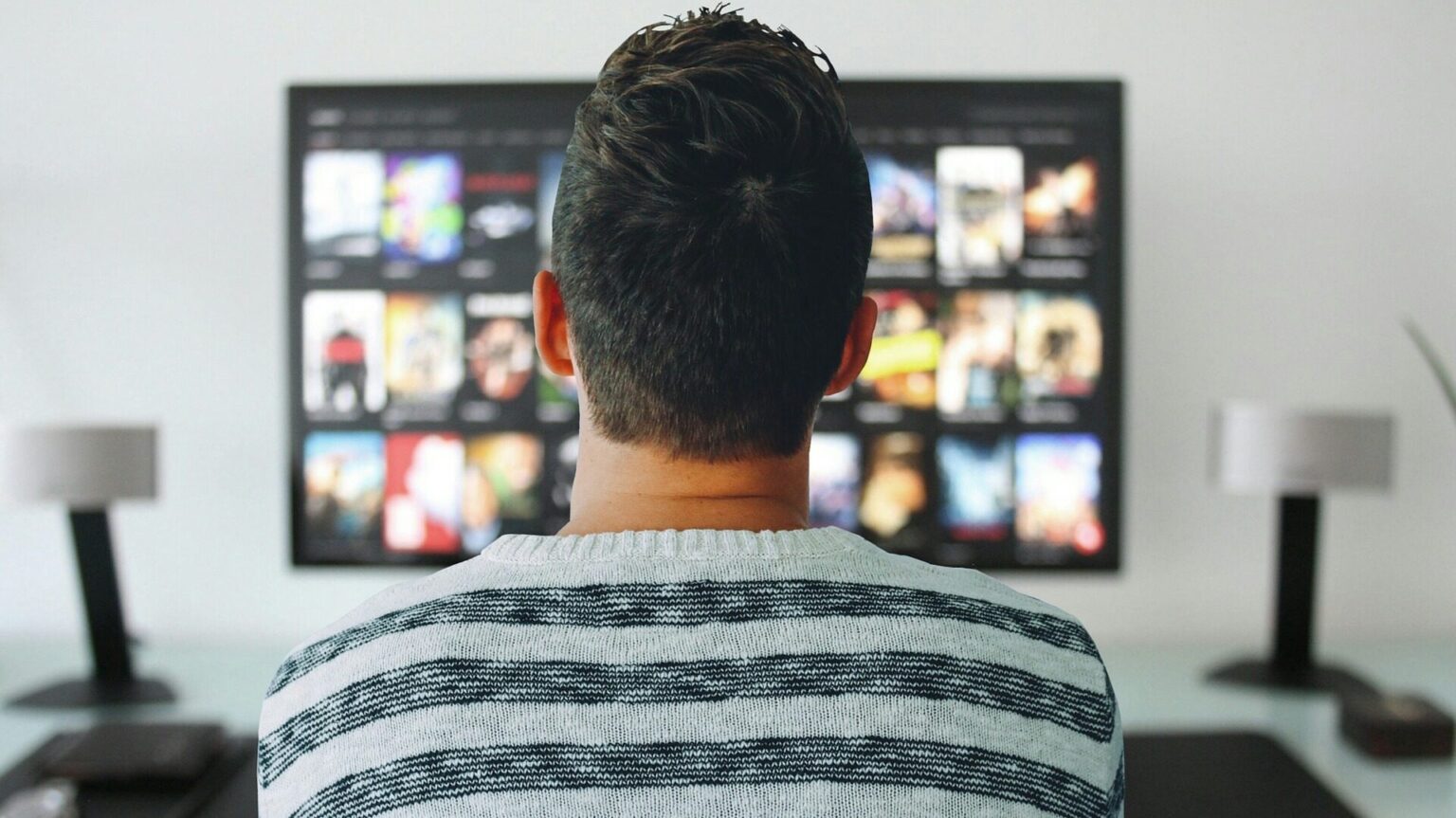Netflix Kosten: Preise, Abos & Spartipps 2026 im Überblick
